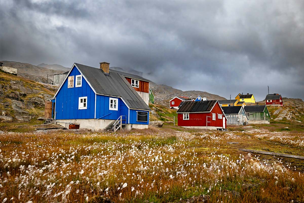 Arctic Expeditions: Explore Svalbard, Greenland & More | Polar ...